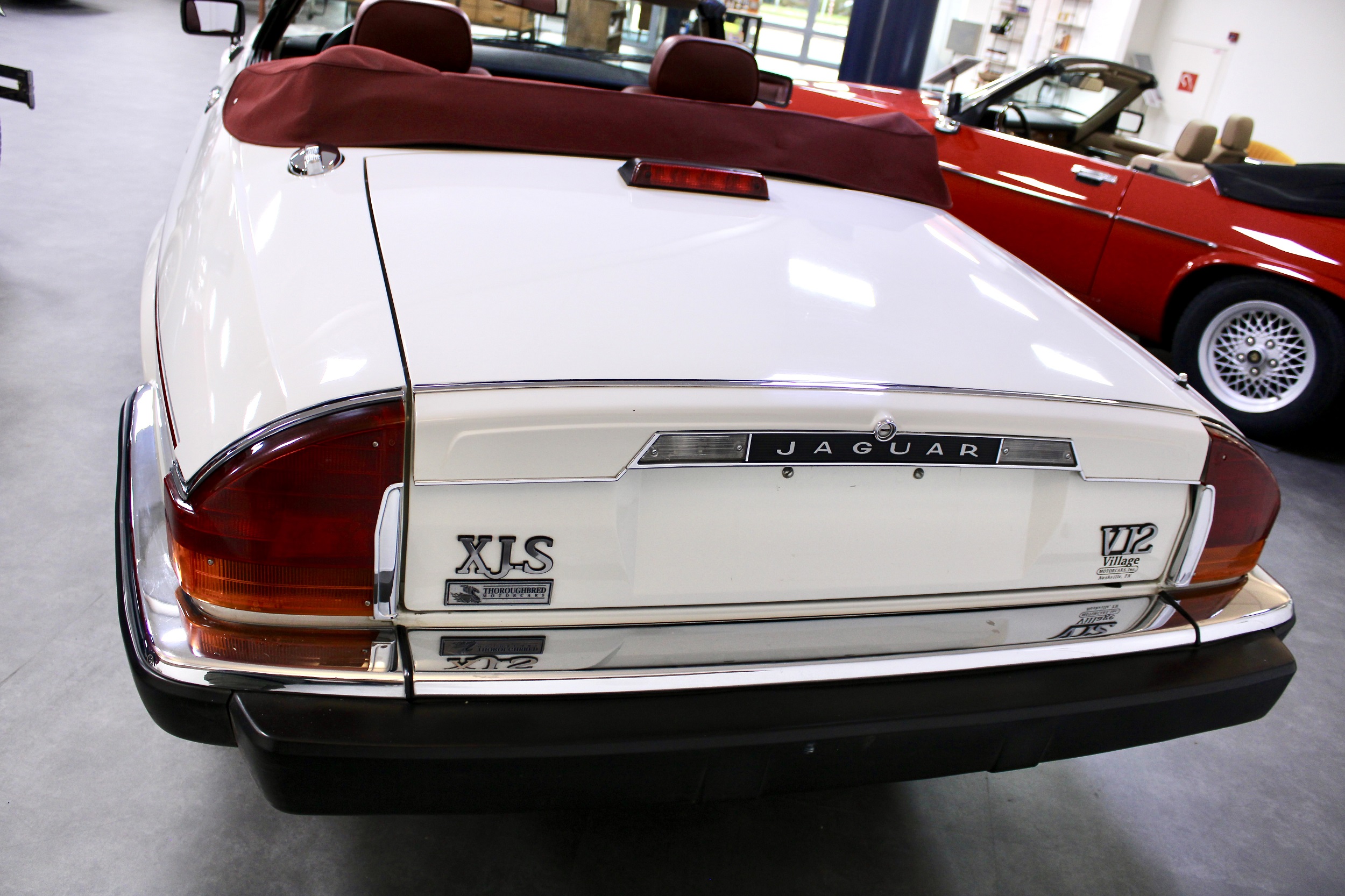 Jaguar XJS Cabrio Wit – Crombeen Oldtimers